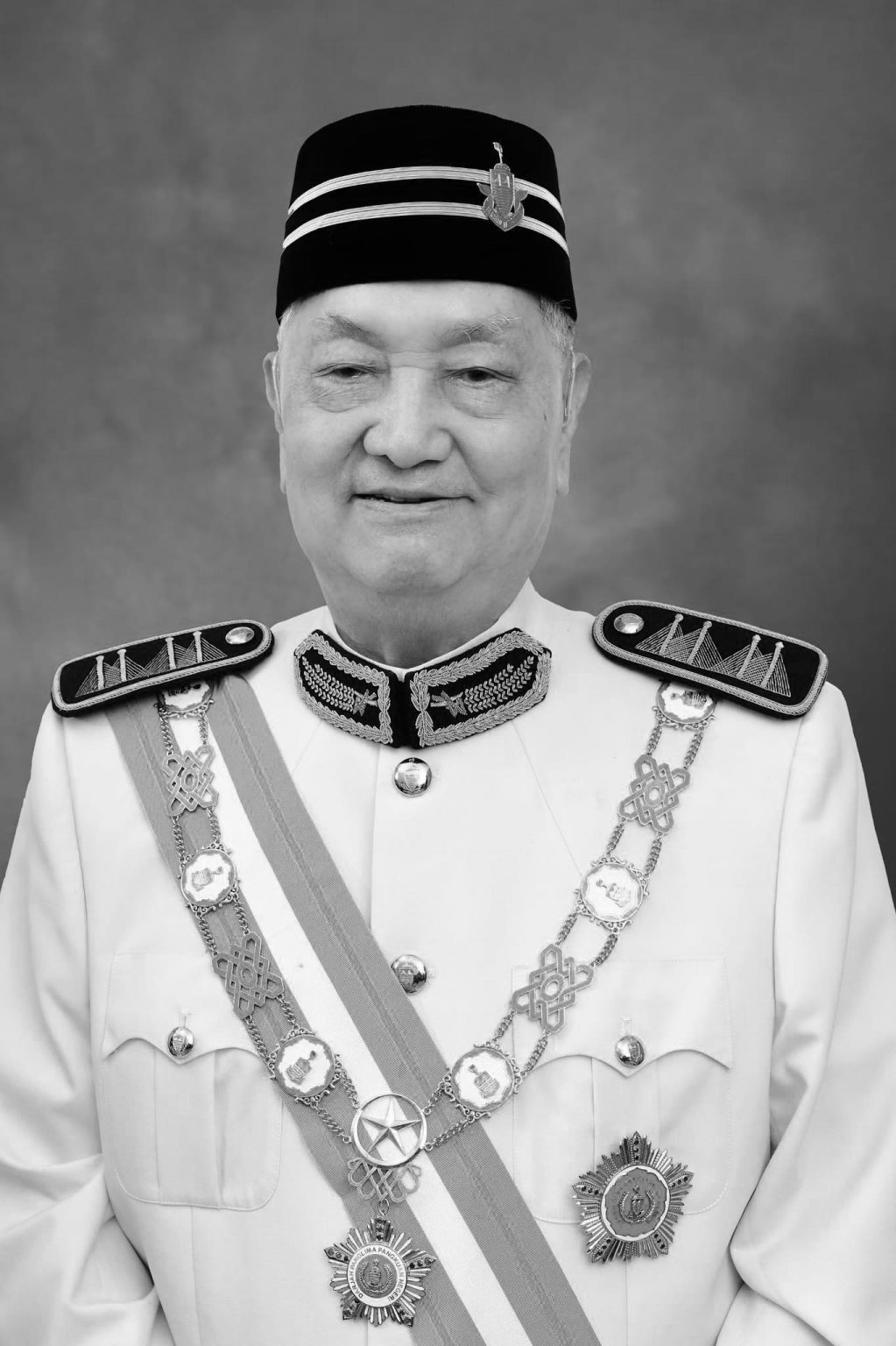 高级拿督斯里郑奕南先生与世长辞